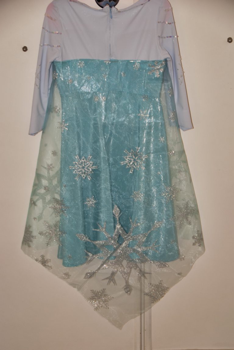 Disney Frozen Elsa Costume Tutorial - Cosplay WIP step by step