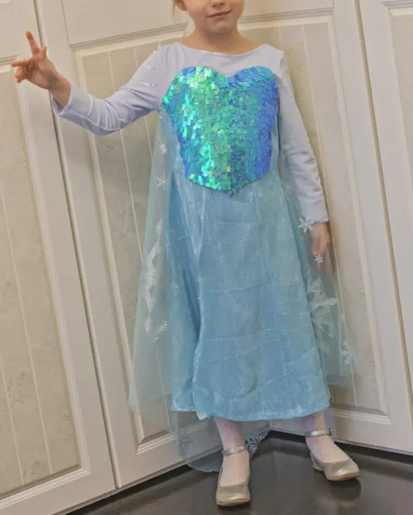 Disney Frozen Elsa Costume Tutorial - Cosplay WIP step by step